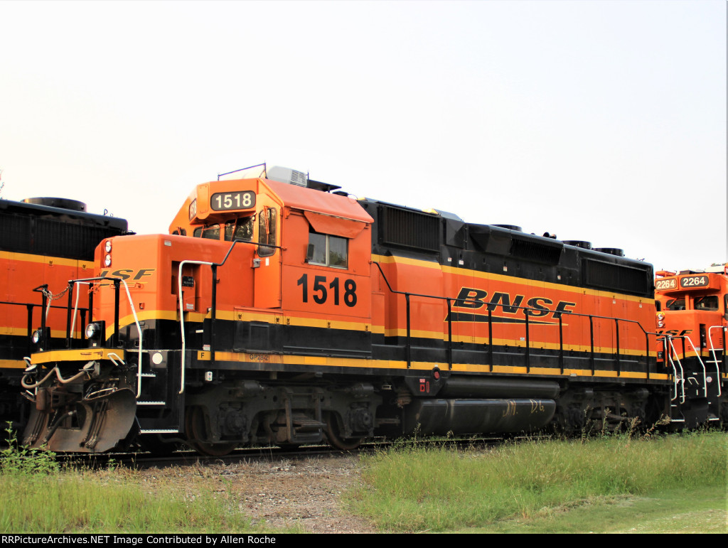 BNSF 1518